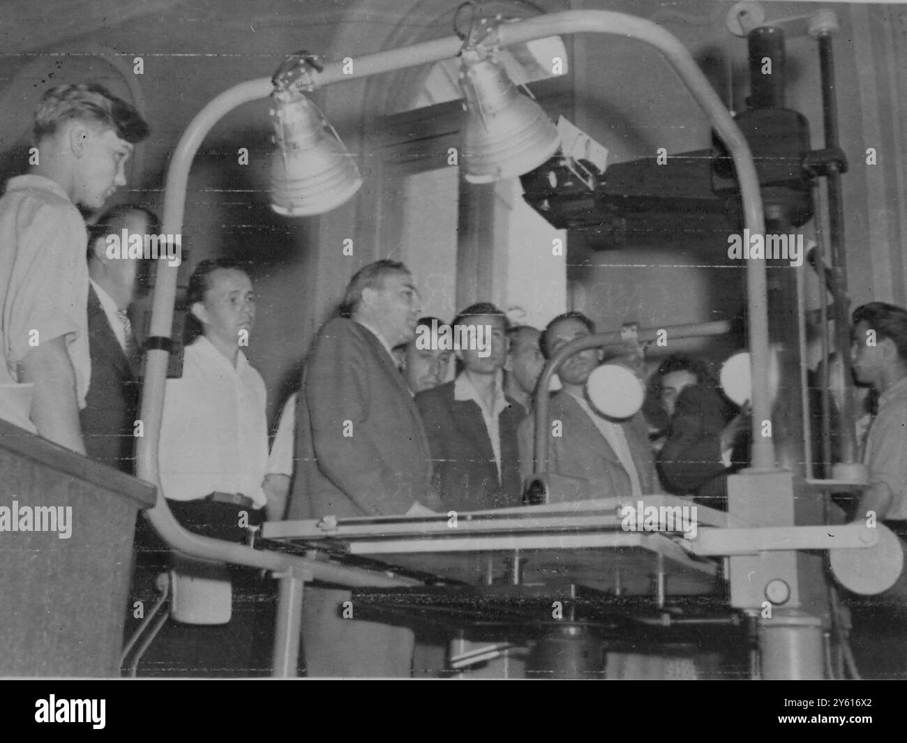 EXHIBITIONS CARL ZEISS CAMERA PRECISE MECHANICO OPTICAL INSTRUMENTS 18 ...