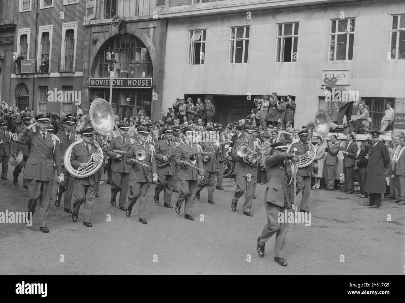 FAIRS ANNUAL SOHO FAIR IN LONDON 10 JULY 1960 Stock Photo - Alamy