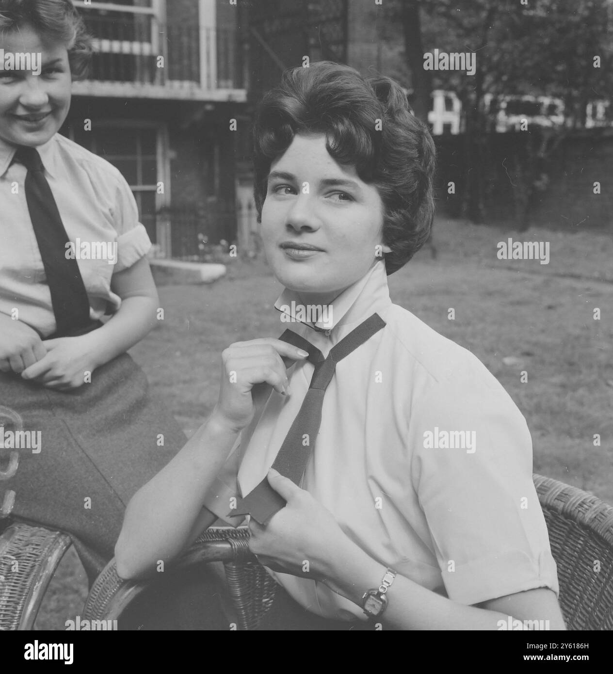 MARY OWENS WRAF CLIP ON TIE / 7 JULY 1960 Stock Photo - Alamy