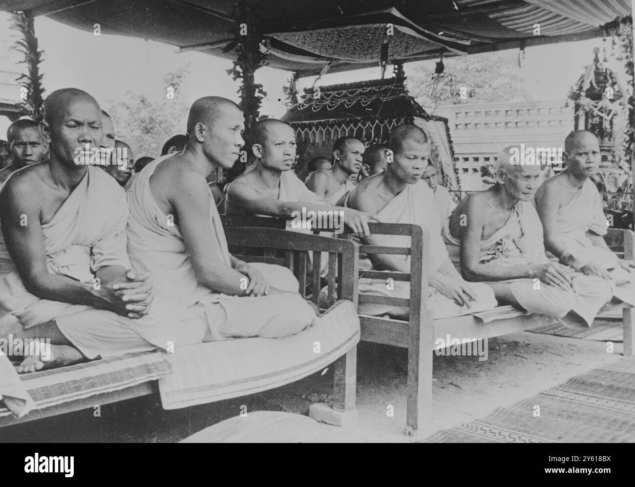 PRINCE NORODOM SIHANOUK - CAMBODIAN REFERENDUM GROUP OF SITTING ...