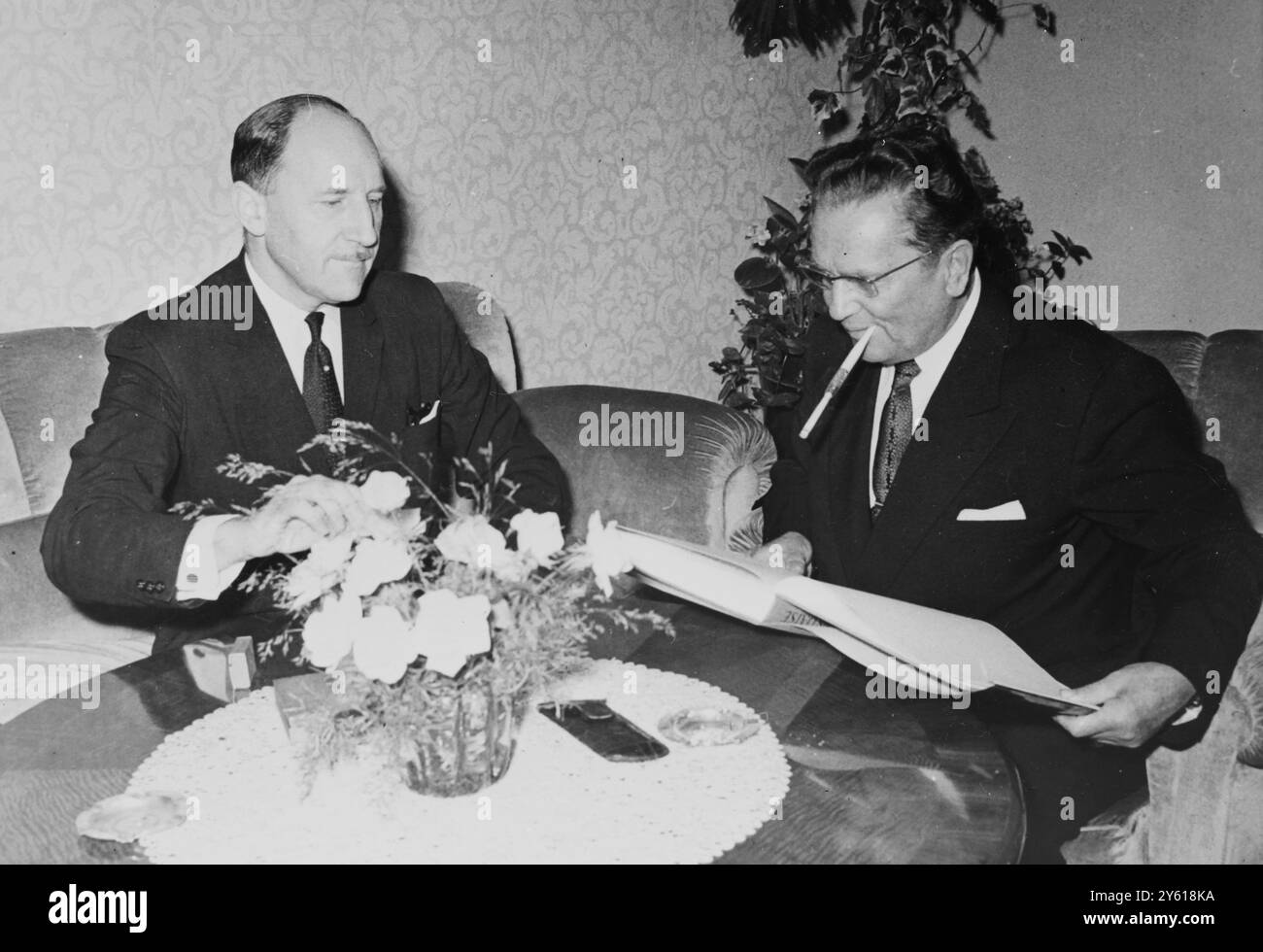 PRESIDENT TITO OF YUGOSLAVIA WITH DUTCH MINISTER 1 JULY 1960 Stock ...