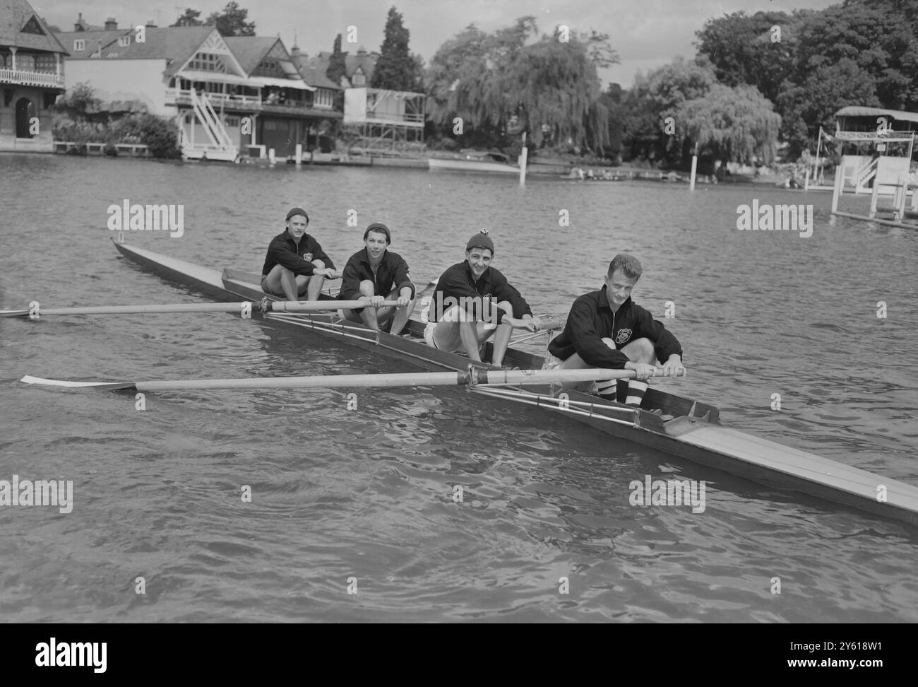 REGATTAS HENLEY WEMMER PAN ROWING 29 JUNE 1960 Stock Photo - Alamy