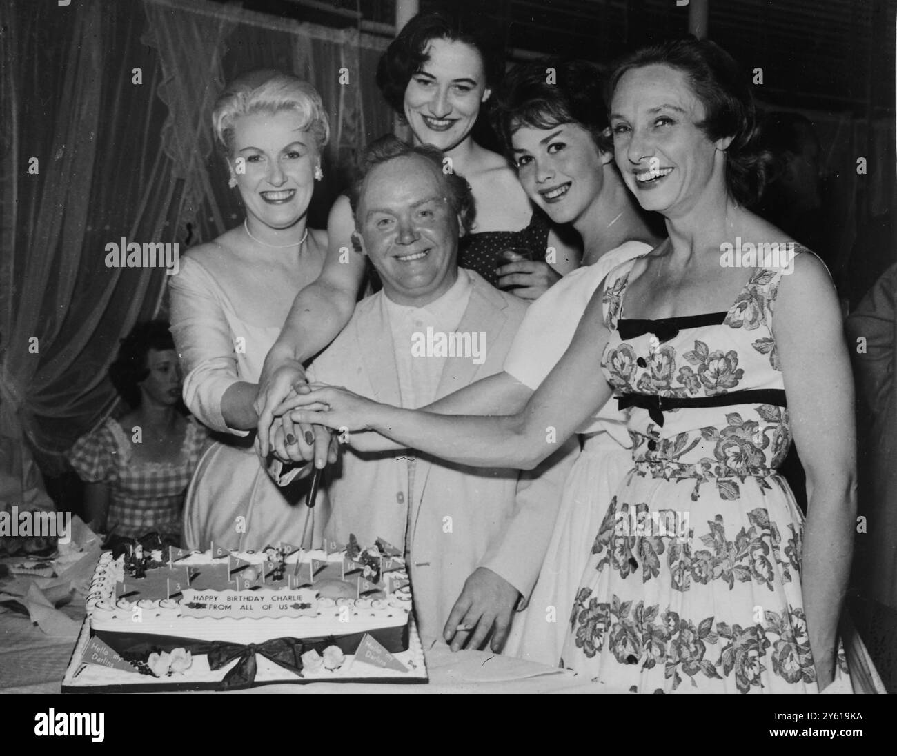 COMEDIAN CHARLIE DRAKE AND HIS BIRTHDAY GIRLS 20 JUNE 1960 Stock Photo ...