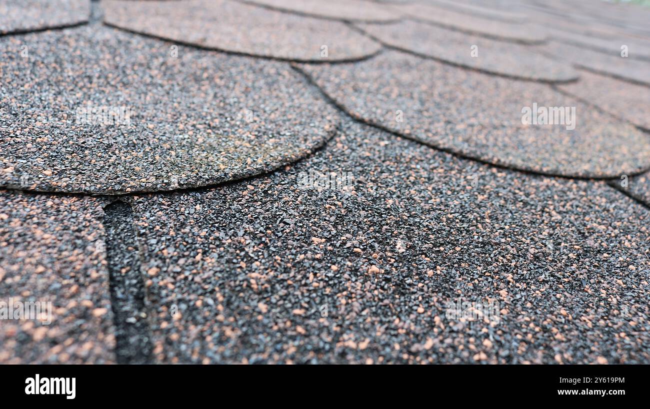 Bituminous tiles hi-res stock photography and images - Alamy