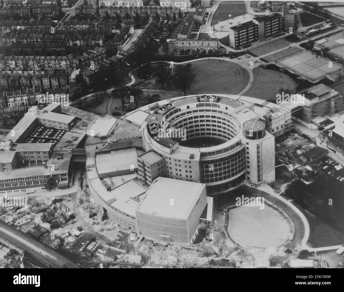 Bbc television centre 1960 hi-res stock photography and images - Alamy