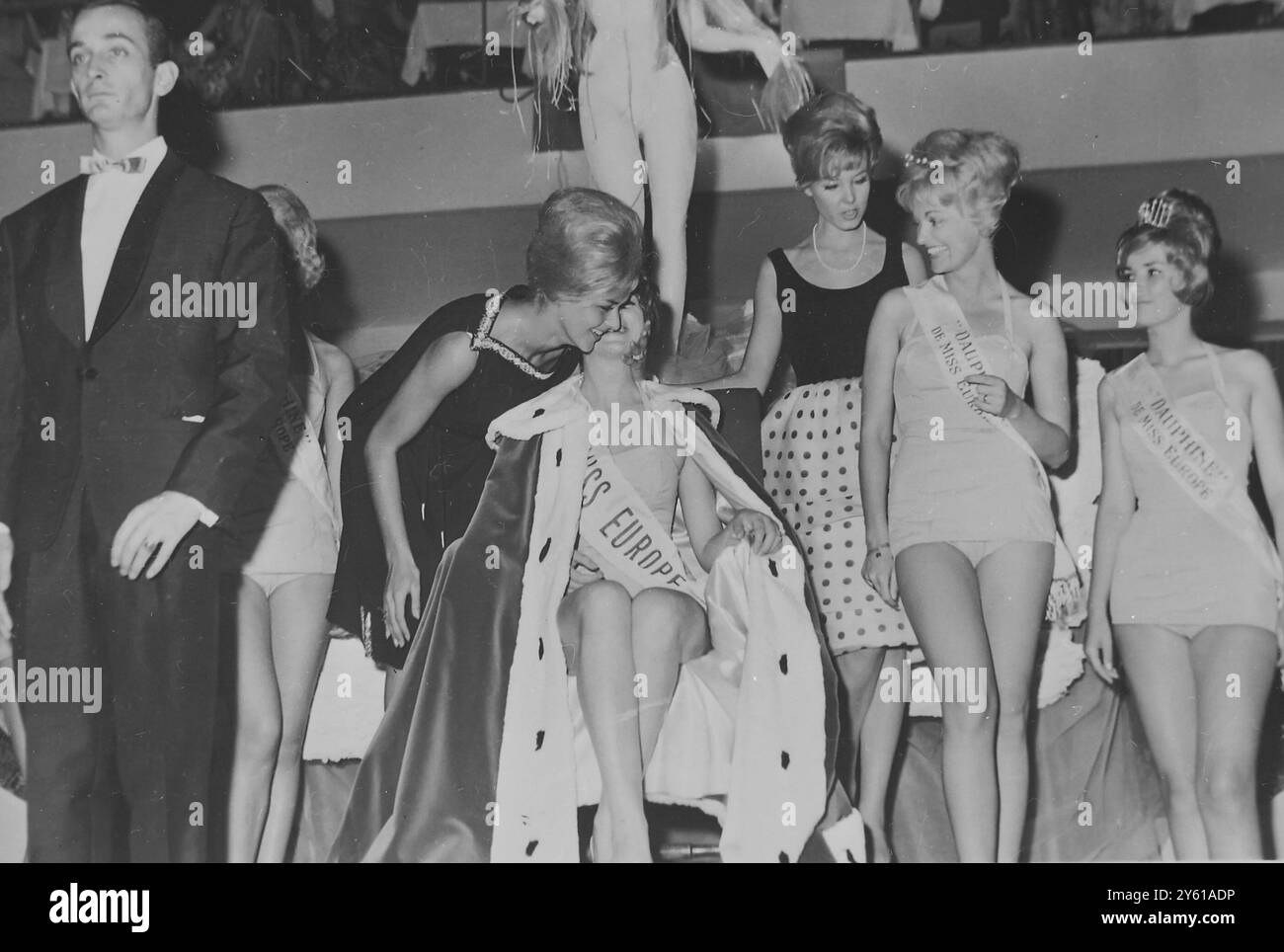 Beauty contest 1960 hi-res stock photography and images - Alamy