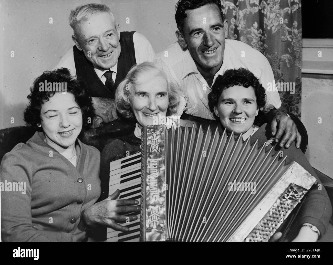Second cousin hi-res stock photography and images - Alamy