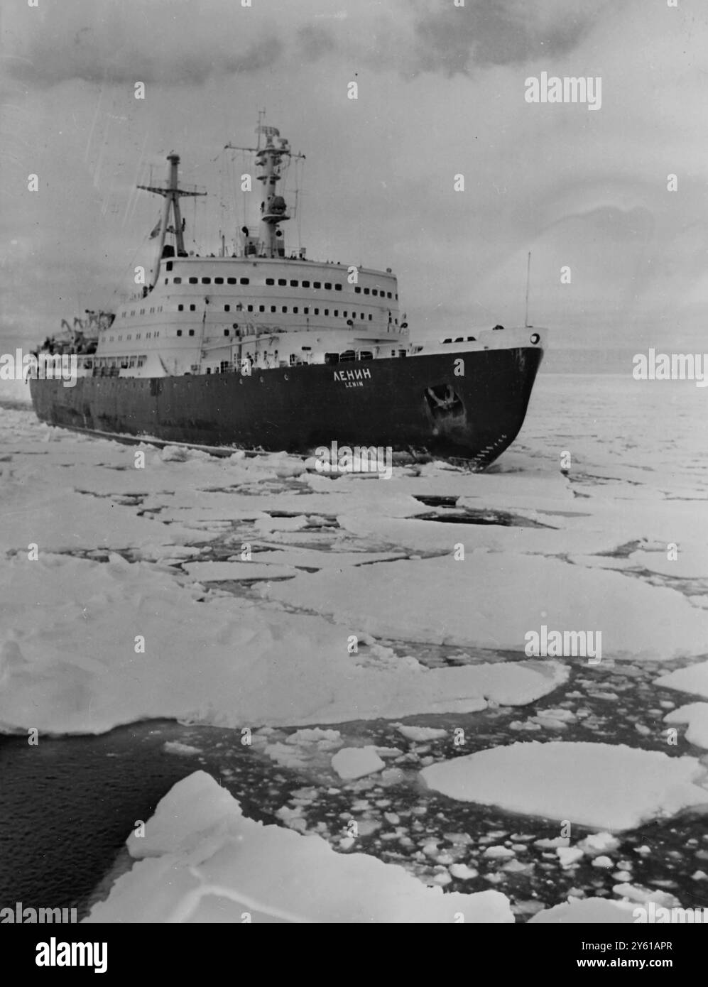 SHIPS ICE BREAKER ' LENIN ' - LARGEST IN THE WORLD 10 JUNE 1960 Stock ...