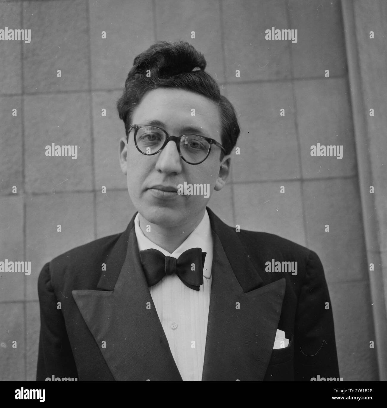 Ben white portrait Black and White Stock Photos & Images - Alamy