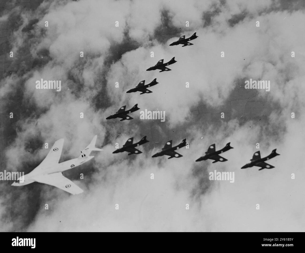 3 plane formation Black and White Stock Photos & Images - Alamy