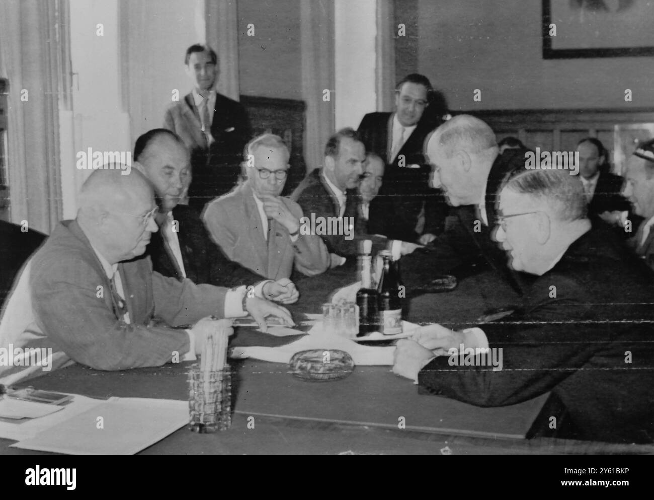 SOVIET PRIME MINISTER NIKITA KRUSHCHEV AUSTRIAN PARLIAMENT DELEGATION ...