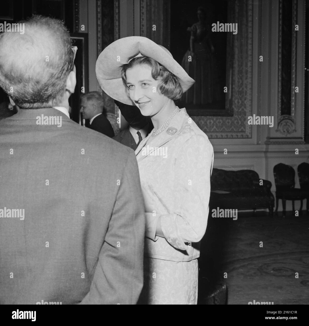 PRINCESS ALEXANDRA HAT WEARING LARGE 27 MAY 1960 Stock Photo - Alamy