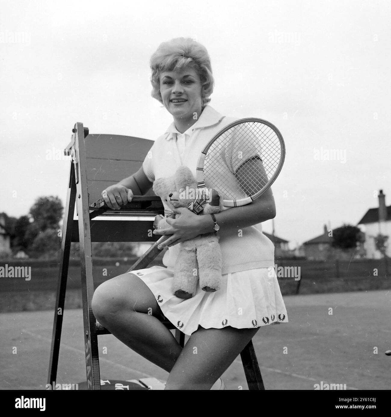 HAMMILL MERYL MASCOT / 23 MAY 1960 Stock Photo - Alamy