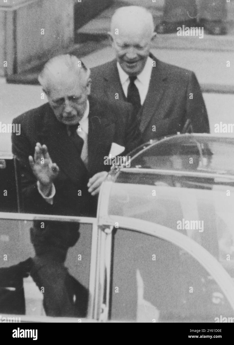 BRITISH PRIME MINISTER HAROLD MACMILLAN EISENHOWER LEAVE ELYSEE PALACE ...