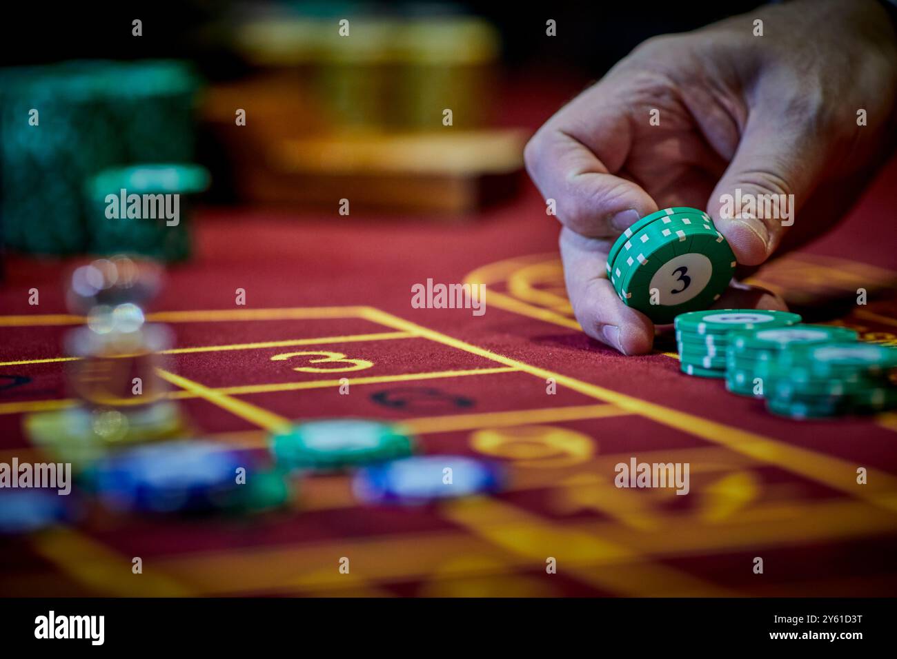 Banker money table hi-res stock photography and images - Alamy