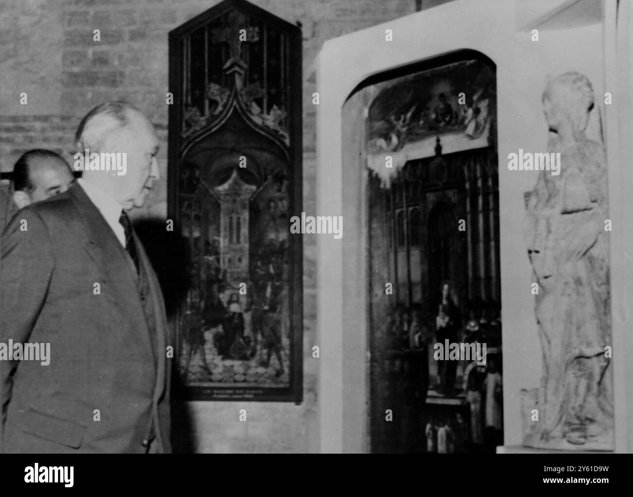 GERMAN CHANCELLOR KONRAD ADENAUER IN PARIS 15 MAY 1960 Stock Photo - Alamy
