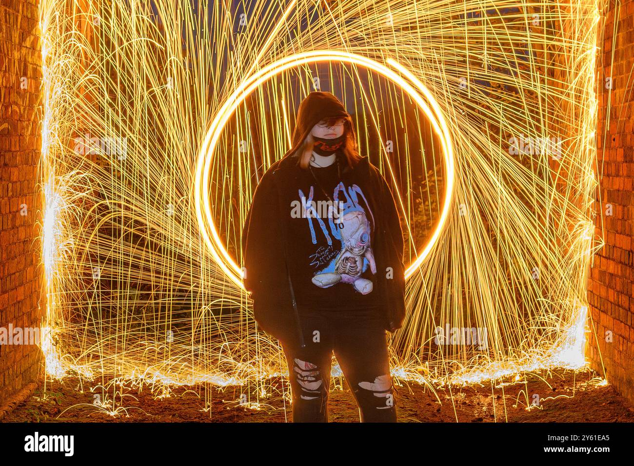 Wire photography hi-res stock photography and images - Alamy