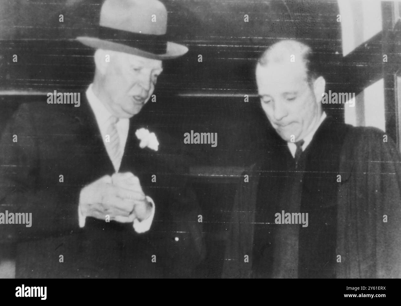 Rev robert hi-res stock photography and images - Alamy