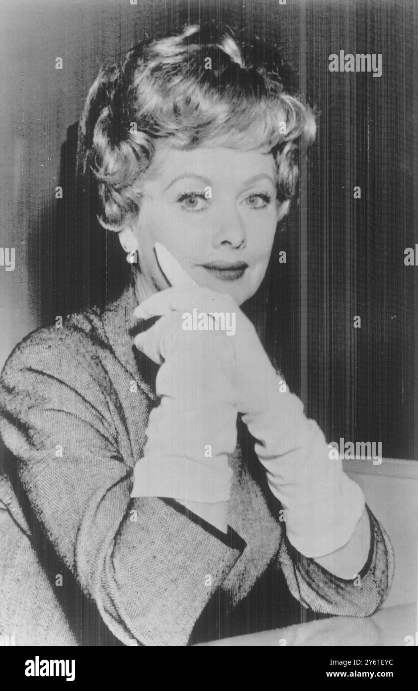 ACTRESS LUCILLE BALL 4 MAY 1960 Stock Photo - Alamy