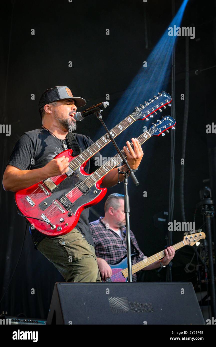 George Leach, Stl'atl'imx First Nation, Rock musician, actor, playing ...
