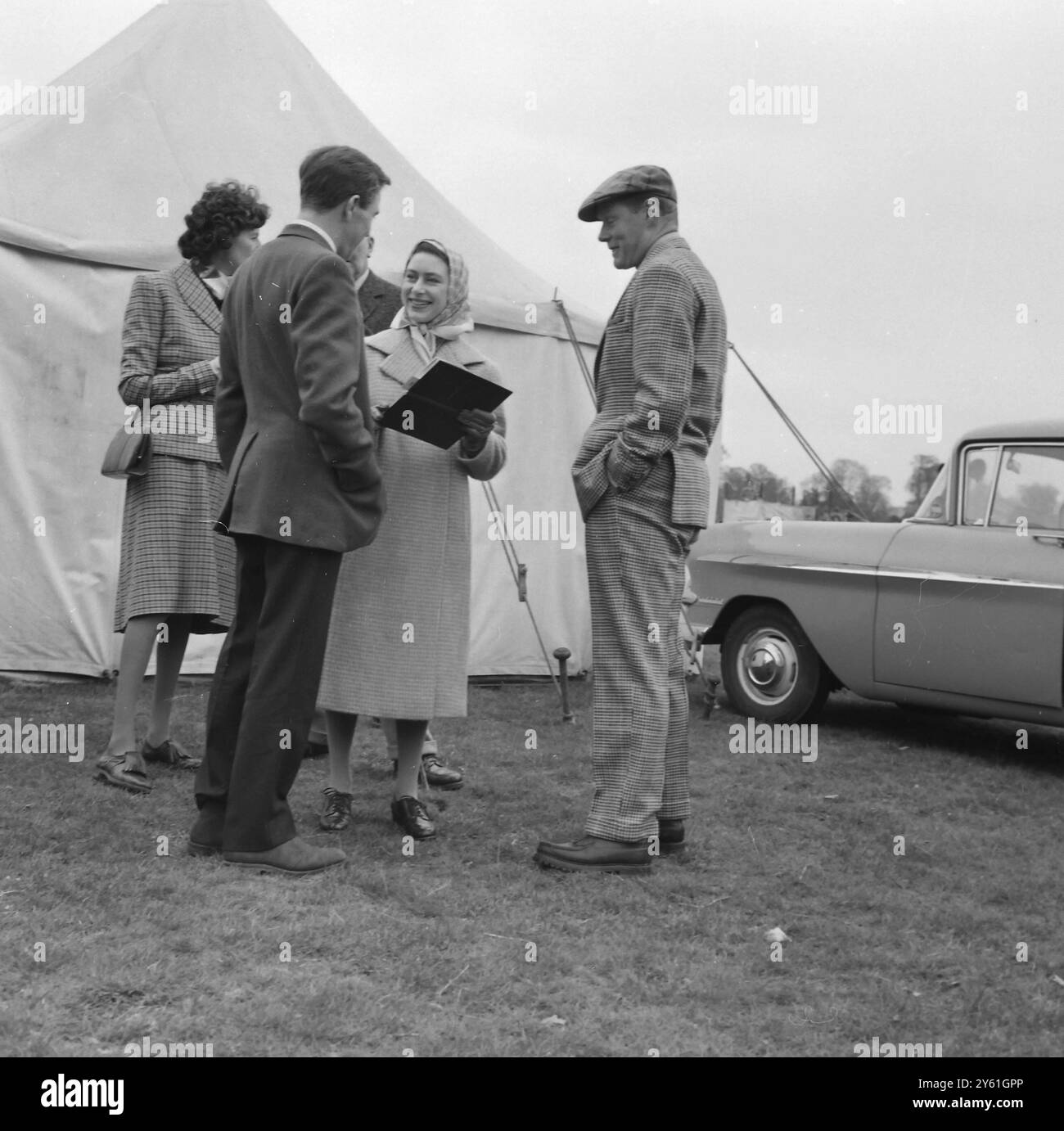 PRINCESS MARGARET ROSE JONES ARMSTRONG LAUGHS LONDON 22 APRIL 1960 ...
