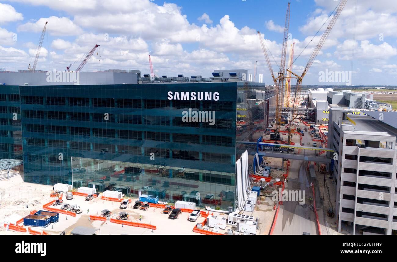 Taylor, Texas, USA. 20th Sep, 2024. Construction continues on Samsung's 6 million square foot ...