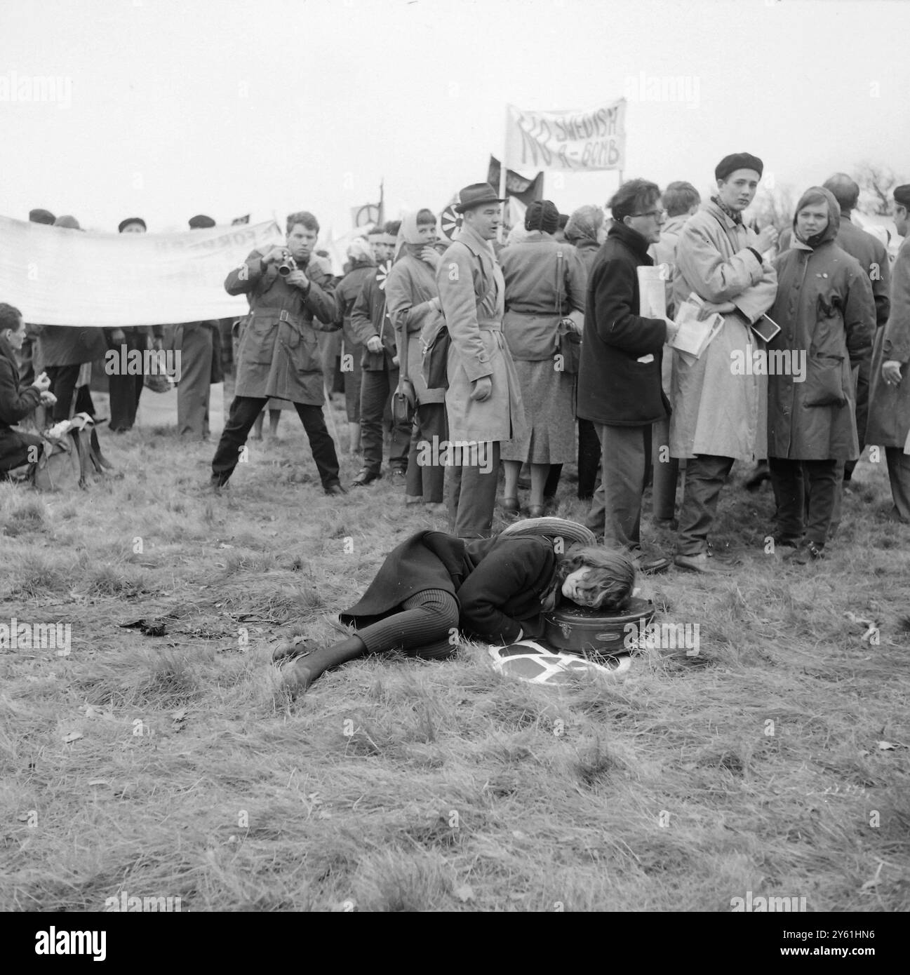 Atomic bomb protest hi-res stock photography and images - Alamy