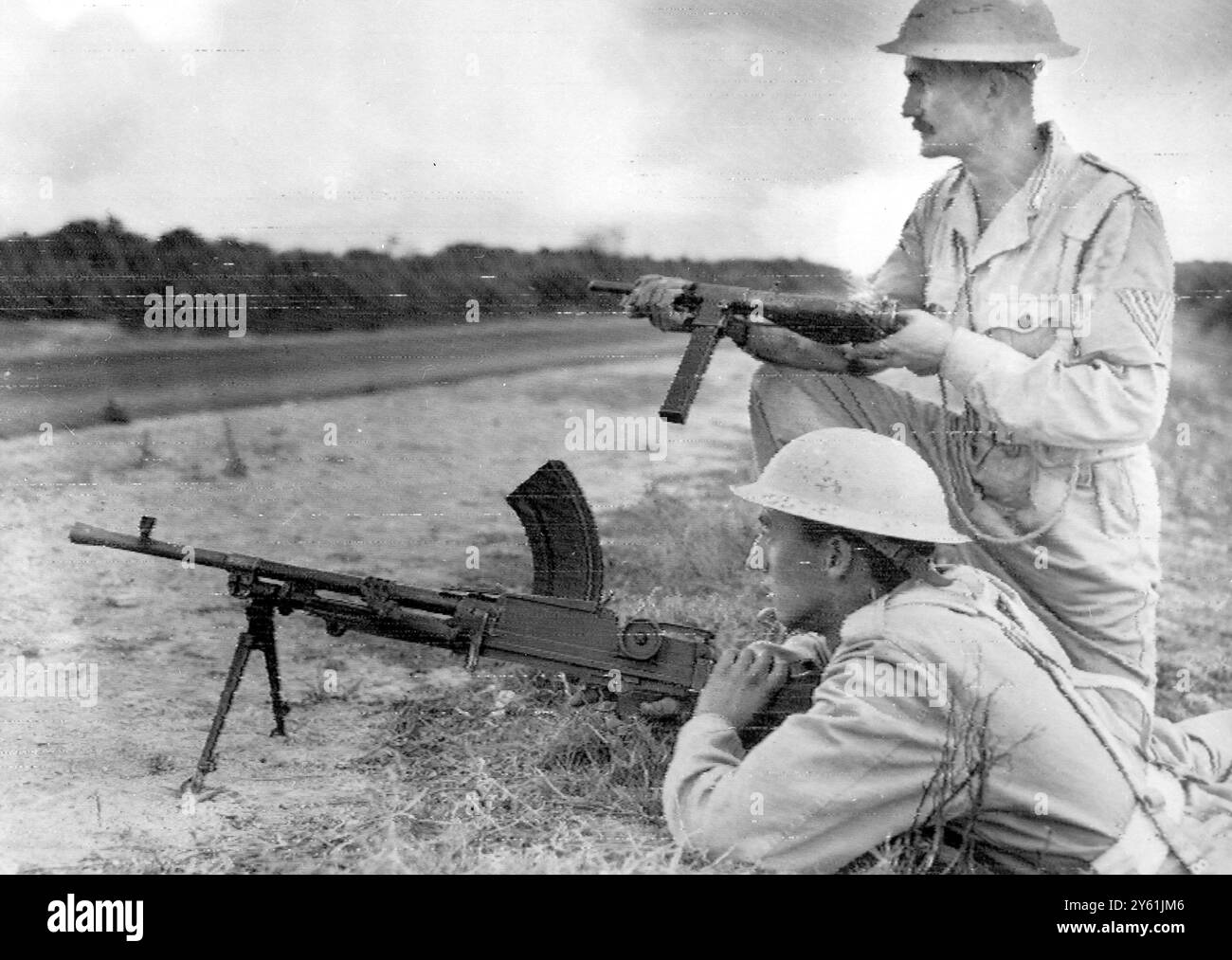 SOUTH AFRICAN DEFENCE AND CITIZEN FORCE TROOPS GUARDING THE ENTERIES TO ...