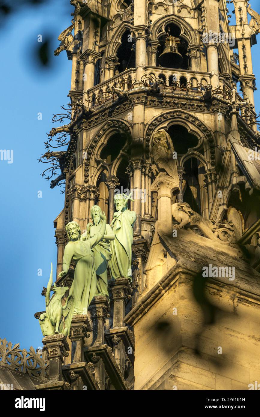 FRANCE. PARIS (4TH DISTRICT.) CITE ISLAND. NOTRE-DAME DE PARIS ...