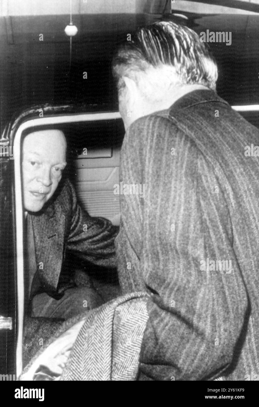 DWIGHT EISENHOWER SAYS GOODBYE TO HAROLD MACMILLAN 30 MARCH 1960 Stock ...