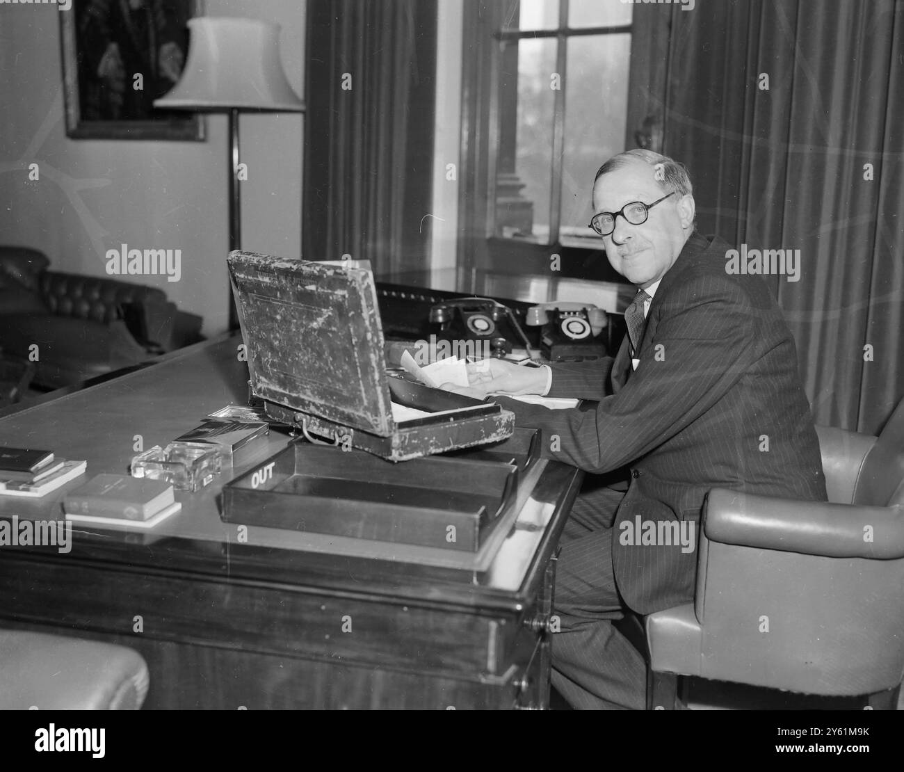 1960 budget Black and White Stock Photos & Images - Alamy