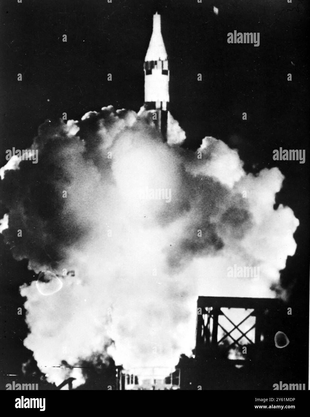 GUIDED MISSILE AND ROCKETS POLARIS LAUNCHED FROM CAPER CANAVE 21 MARCH ...