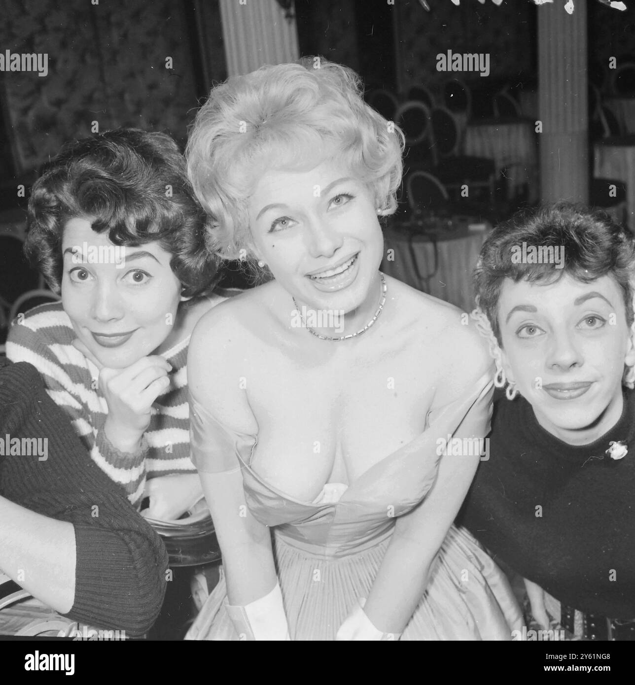 JAMESON JOYCE OTHERS CAFE DE PARIS 10 MARCH 1960 Stock Photo - Alamy