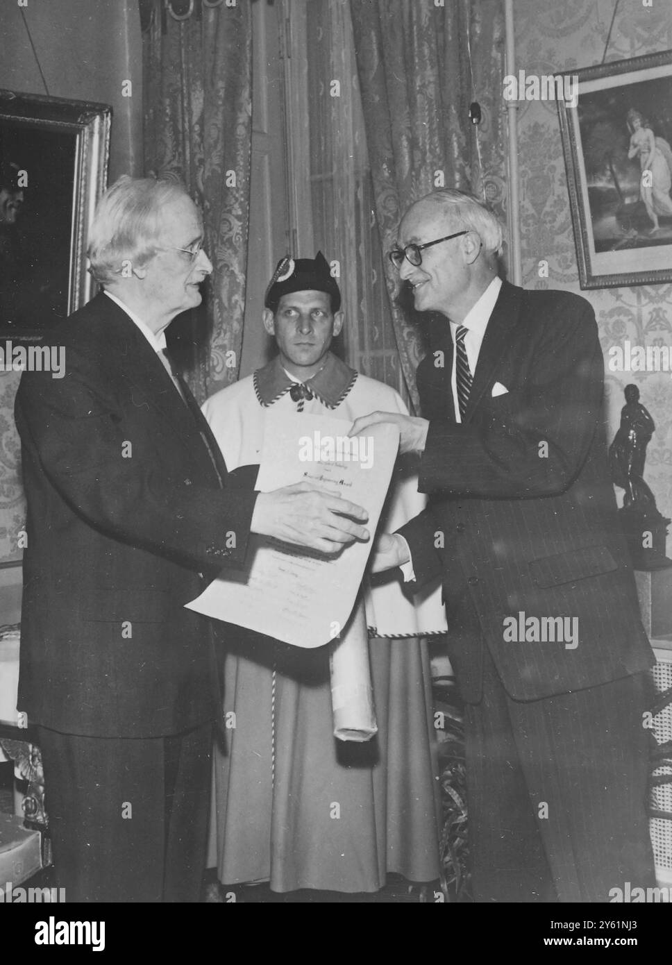 Prof piccard hi-res stock photography and images - Alamy