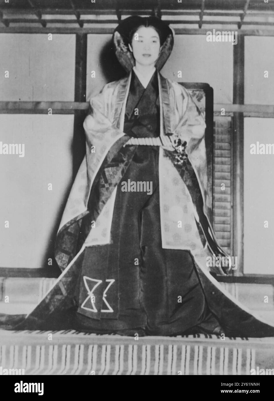Japanese imperial court Black and White Stock Photos & Images - Alamy