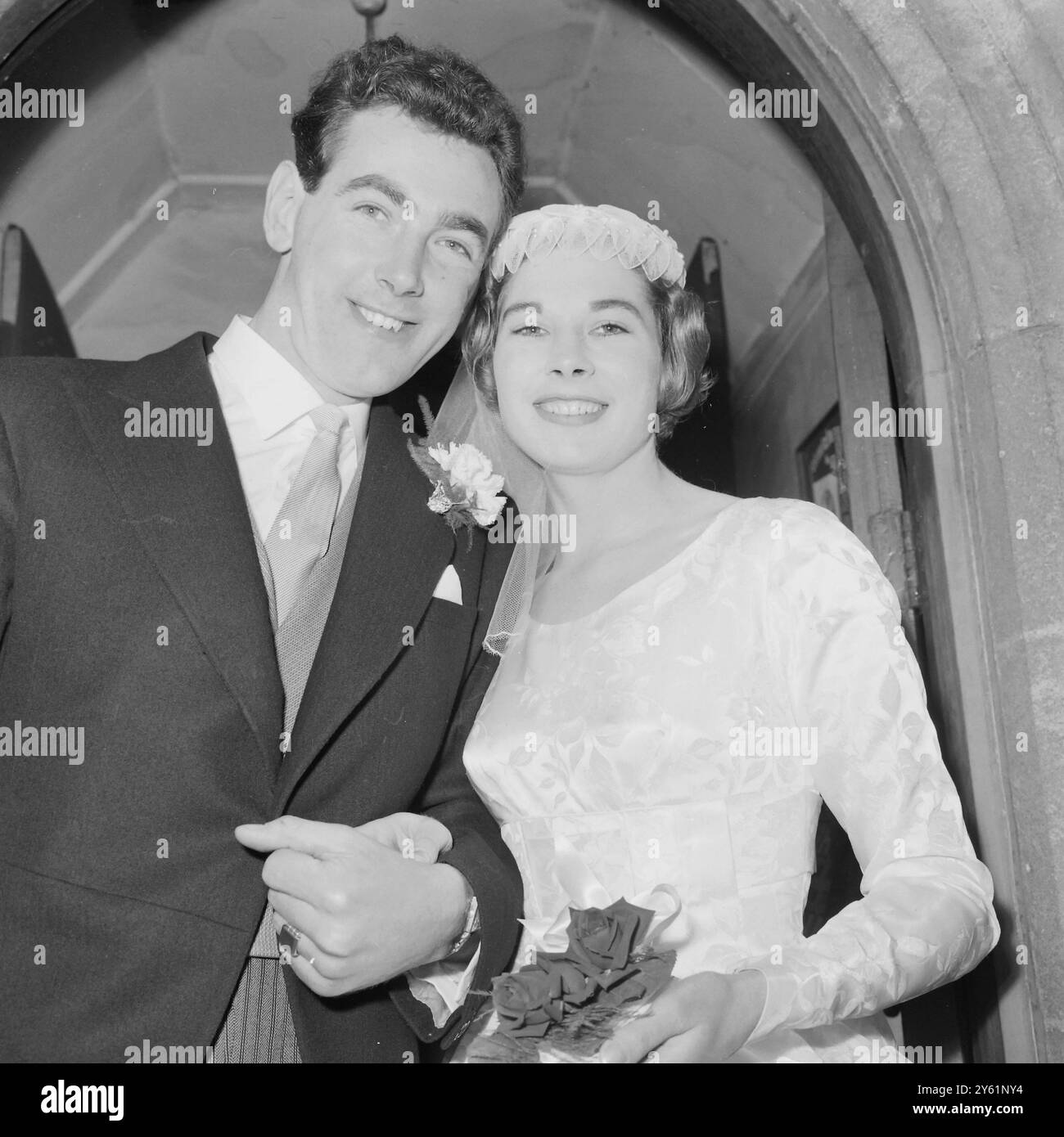 JAGO GORDON WEDS LOVEDAY JUNE / 7 MARCH 1960 Stock Photo - Alamy