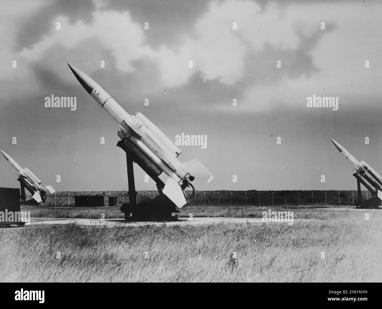 GUIDED MISSILE AND ROCKETS BLOODHOUNDS ON LAUNCHERS 8 MARCH 1960 Stock Photo - Alamy