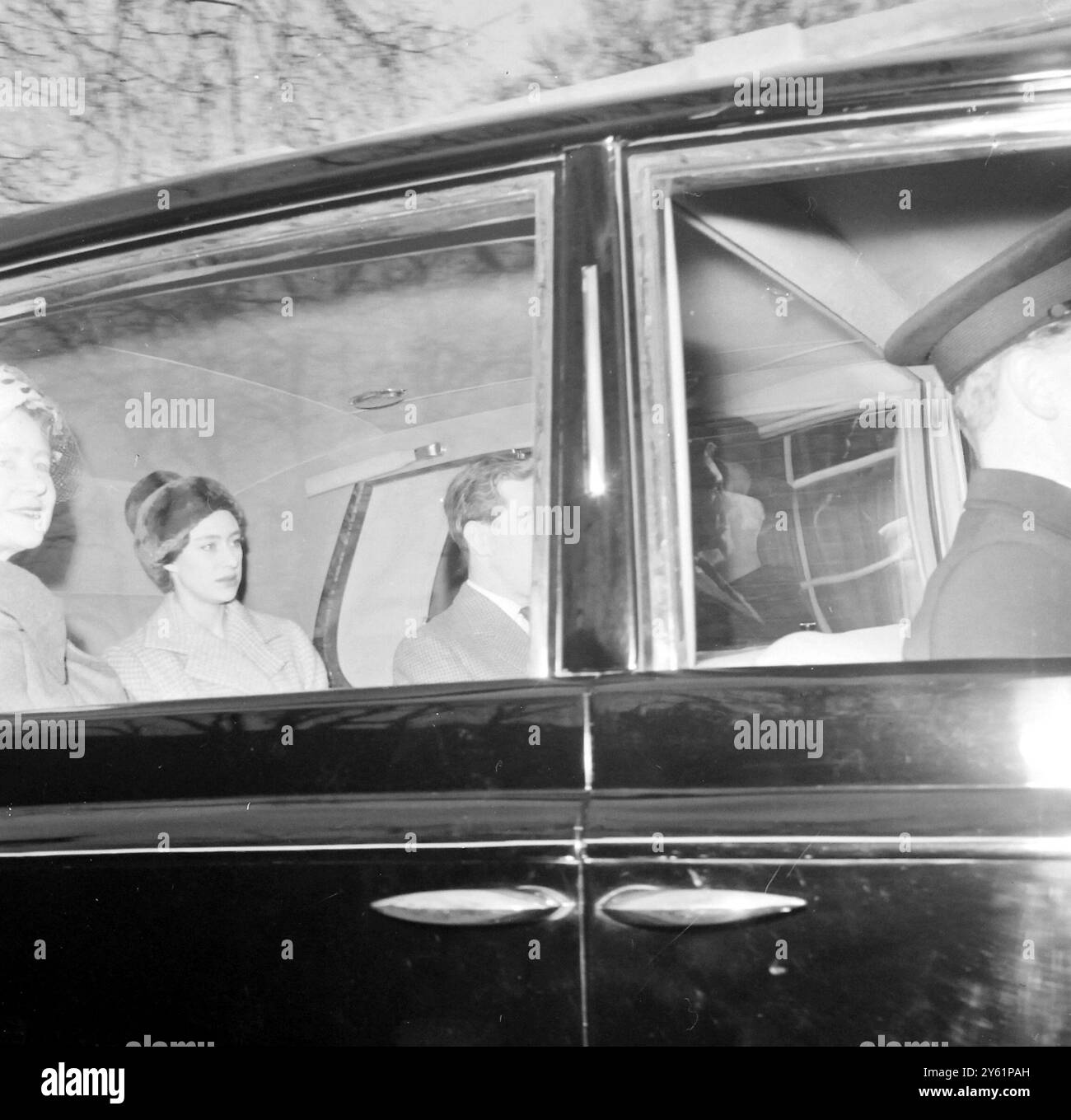 PRINCESS MARGARET ROSE, QUEEN MOTHER WITH ANTONY ARMSTRONG JONES ...