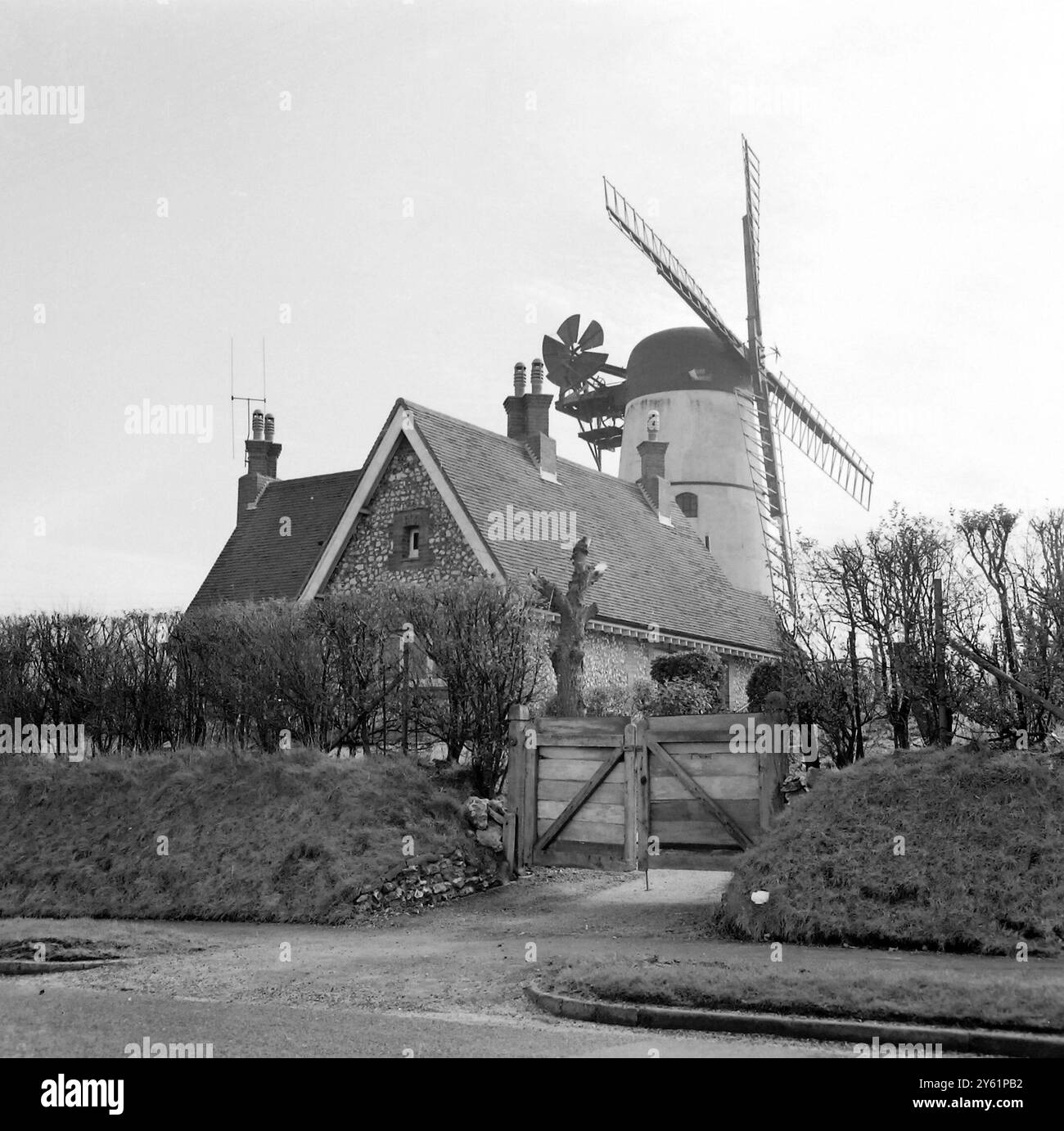 WINDMILL PATCHAM MILL SUSSEX 3 MARCH 1960 Stock Photo - Alamy