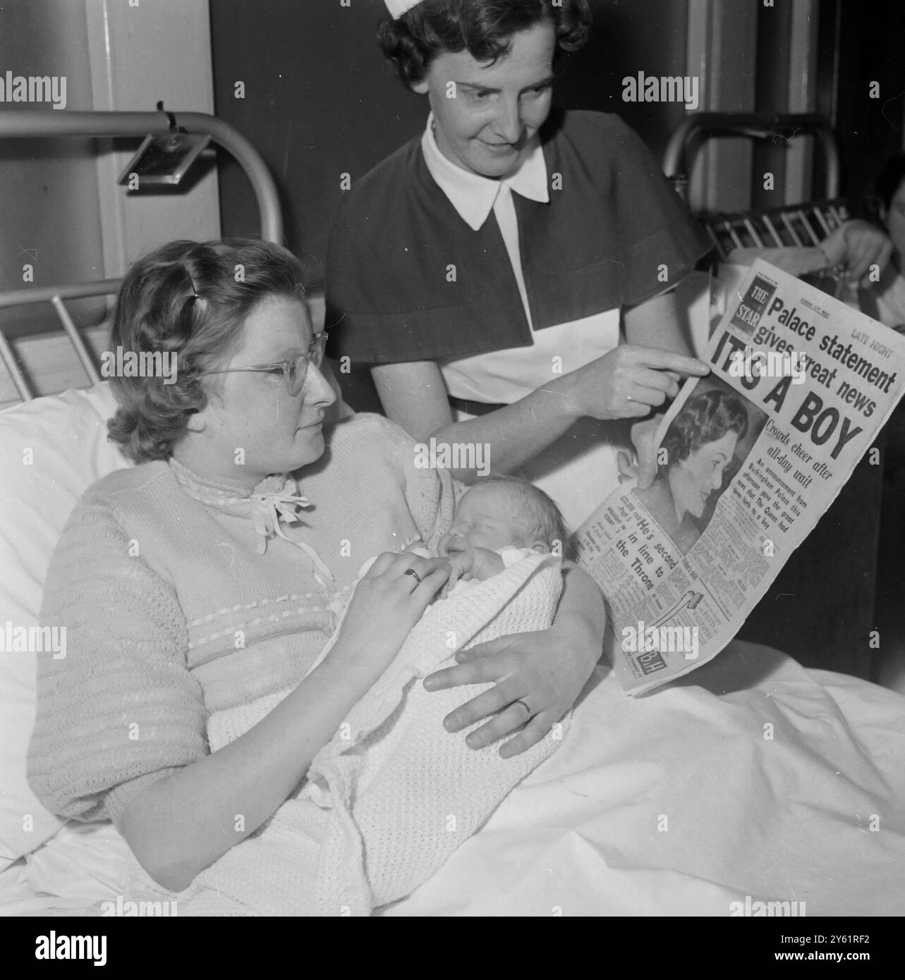 SISTER GRIFFITH SHOWS VALERIE KNOWLES NEWSPAPER SHE GAVE BIRTH TO A BOY ...
