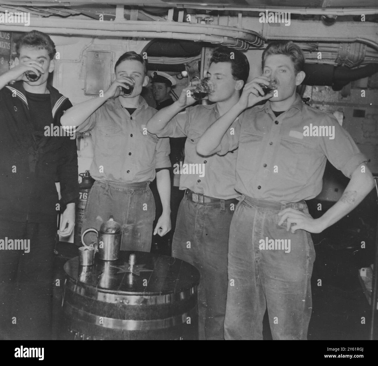 Hms andrew hi-res stock photography and images - Alamy