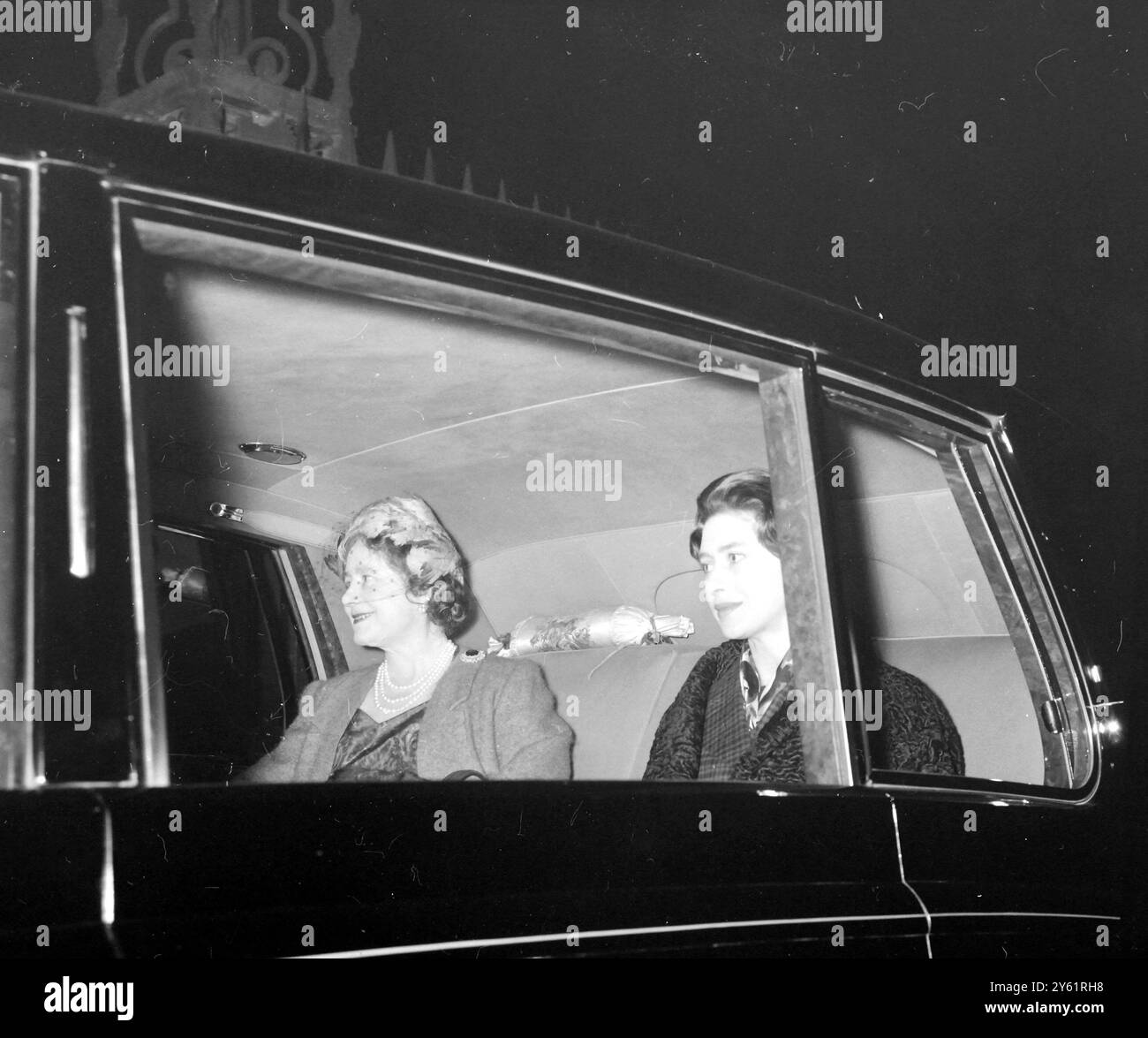 QUEEN MOTHER AND PRINCESS MARGARET LEAVING CLARENCE HOUSE FOR ...