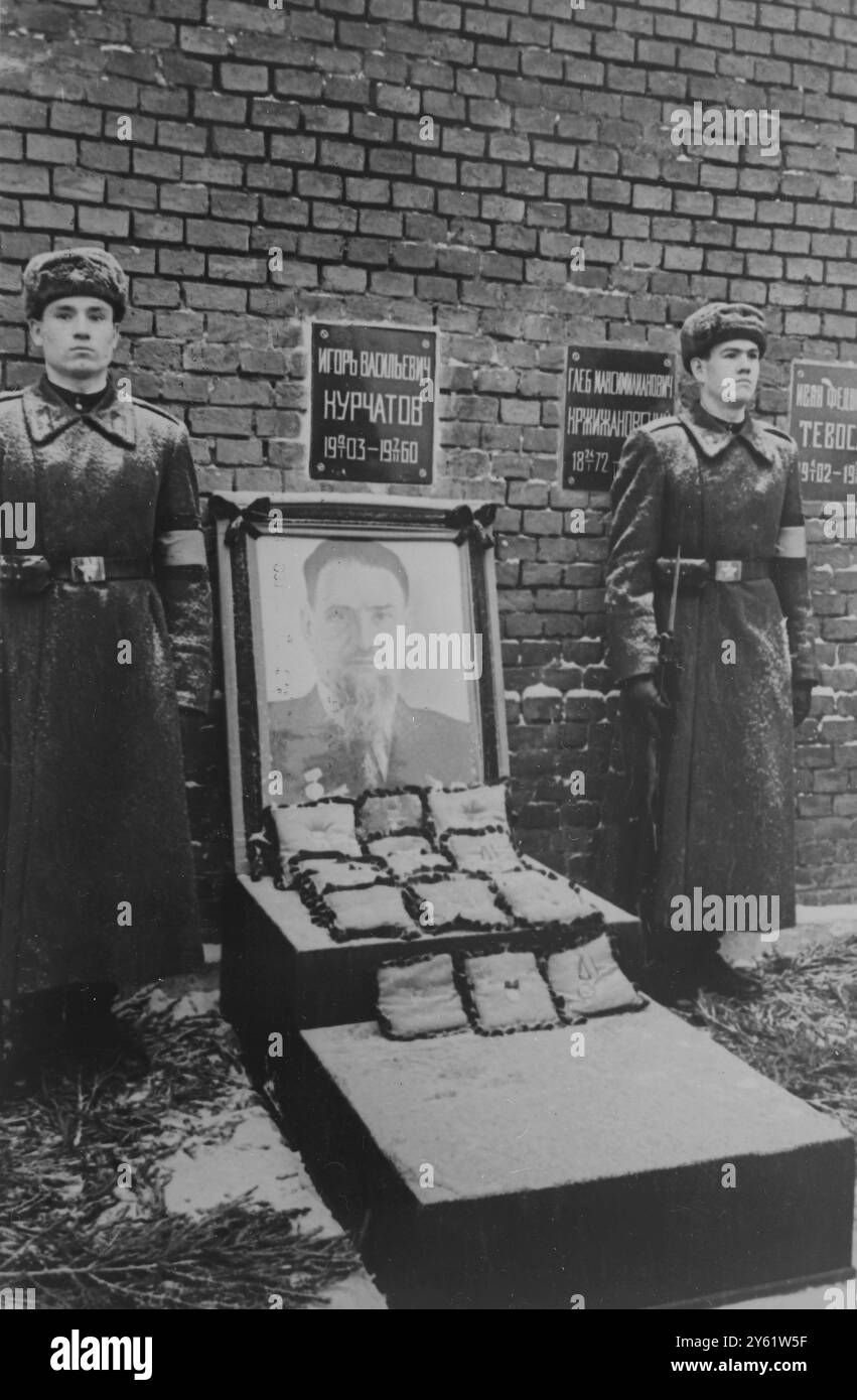 FUNERAL OF SOVIET ACADEMICIAN IGOR KURCHATOV 9 FEBRAURY 1960 Stock ...