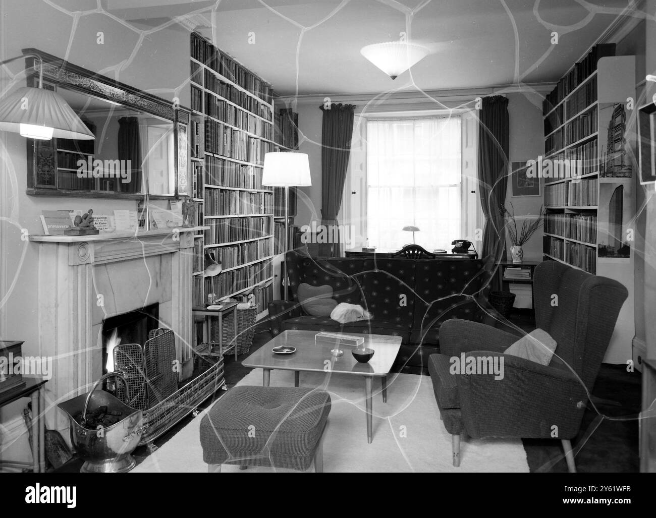 INTERIOR OF THE HOME OF MR PAUL REILLY 9 FEBRUARY 1960 Stock Photo - Alamy