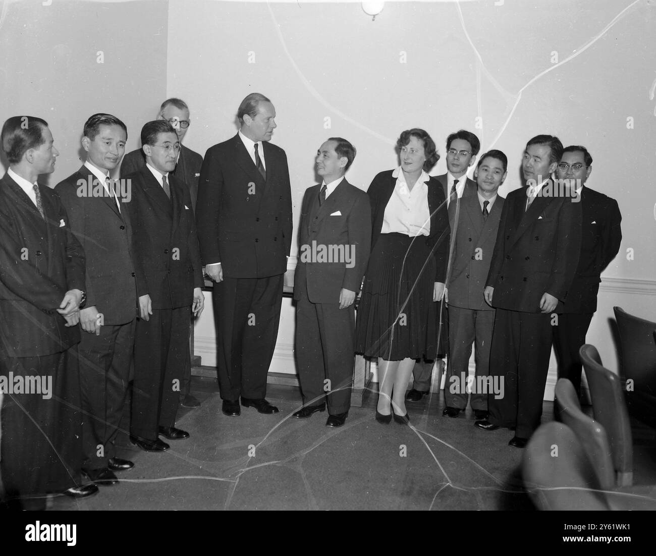 ANGLO JAPANESE TRADE TALKS OPEN 8 FEBRUARY 1960 Stock Photo - Alamy