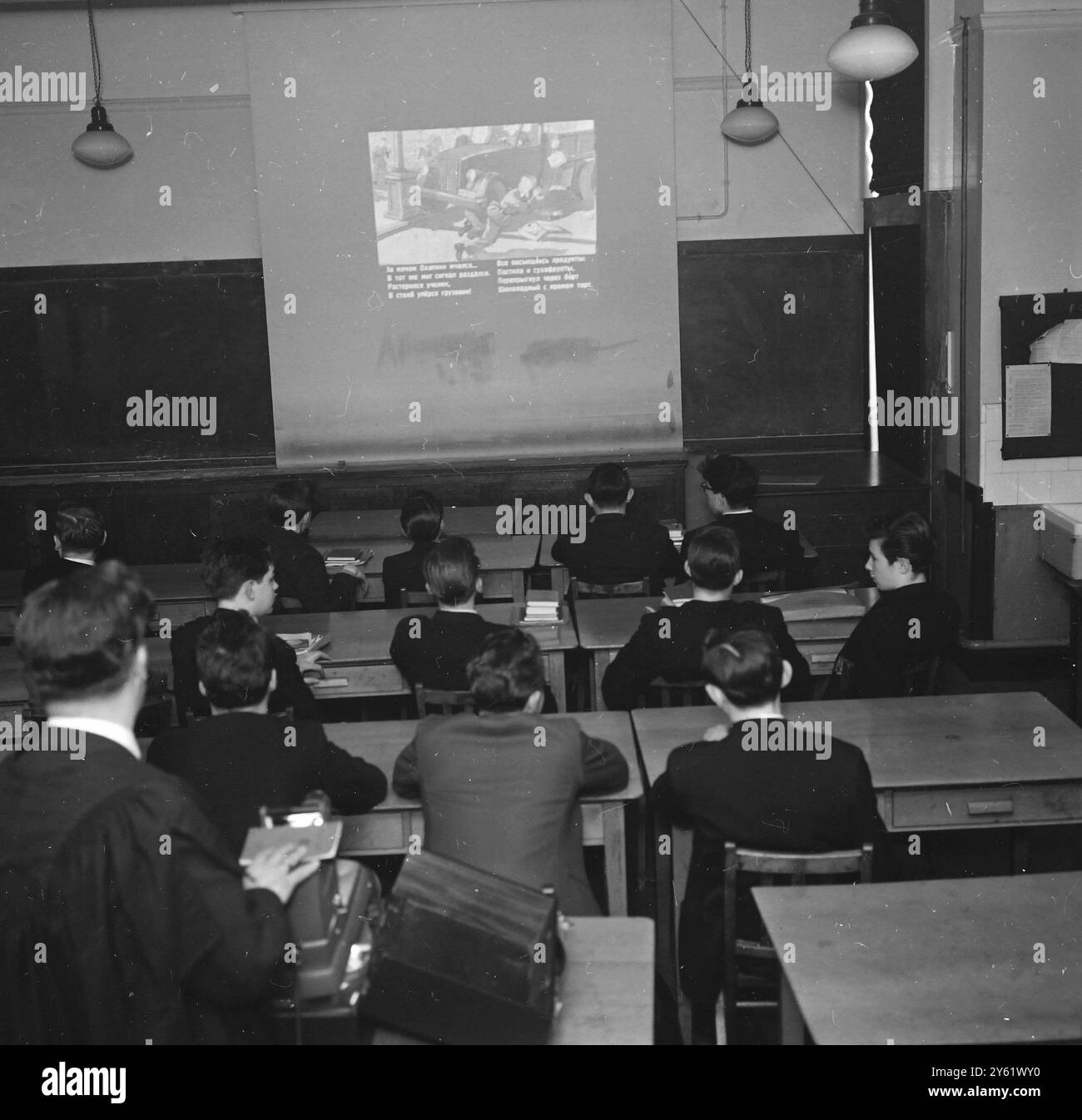 CHILDREN LEARNING RUSSIAN AT TOTTENHAM GRAMMAR SCHOOL 5 FEBRUARY 1960 ...