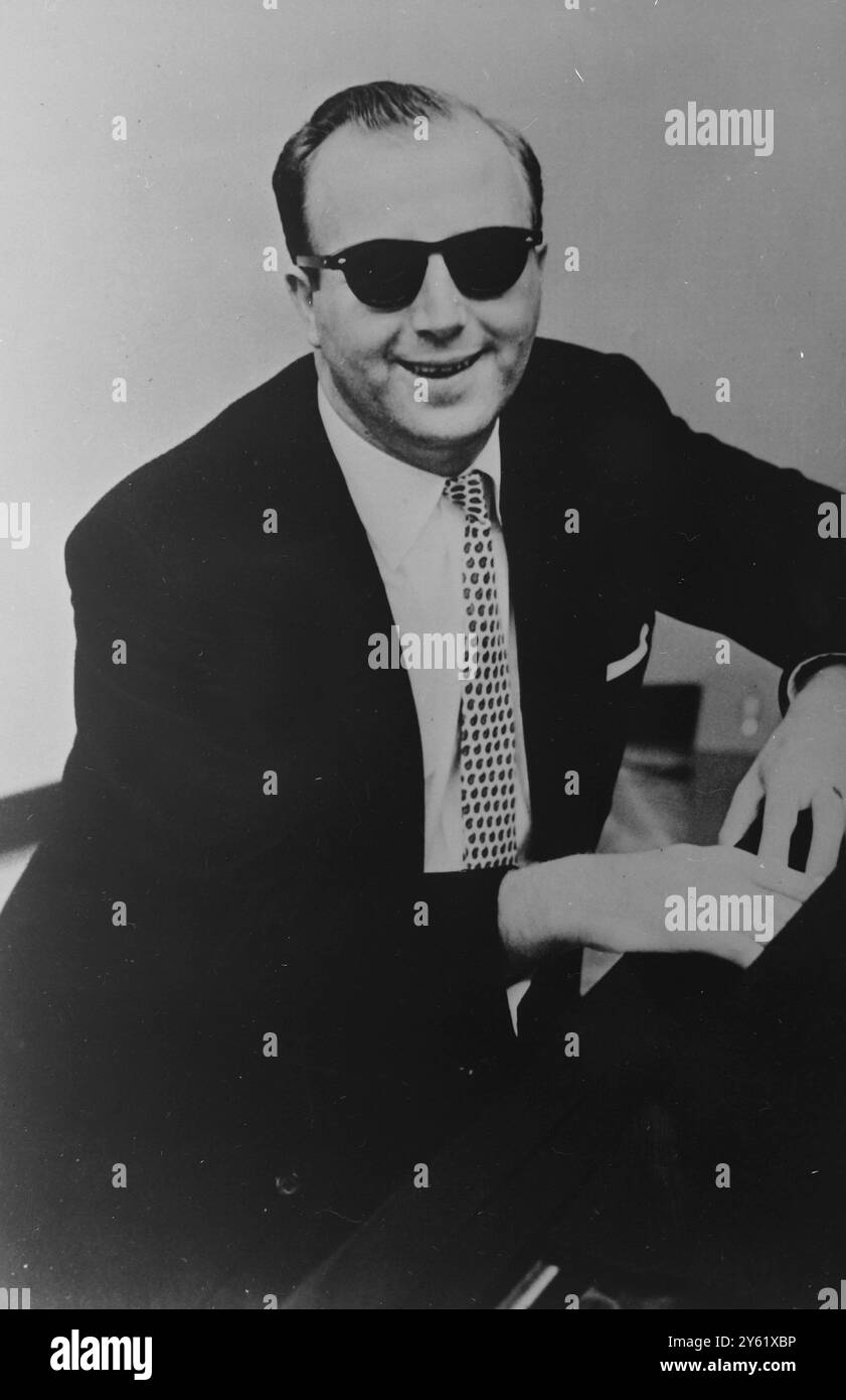 George shearing hi-res stock photography and images - Alamy