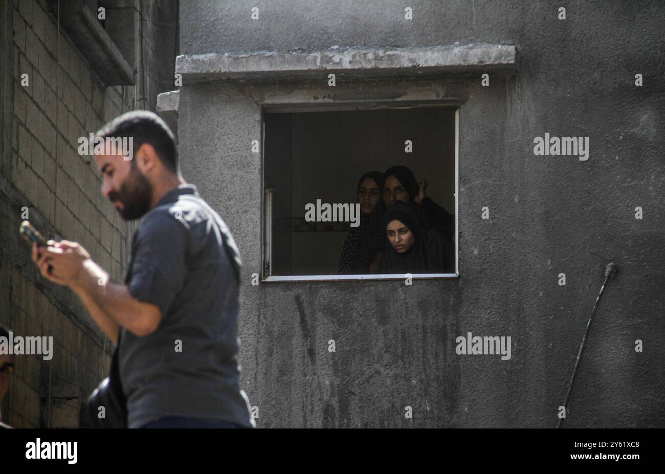 Palestinian-Israel conflict in the Gaza Strip Thirteen Palestinian ...