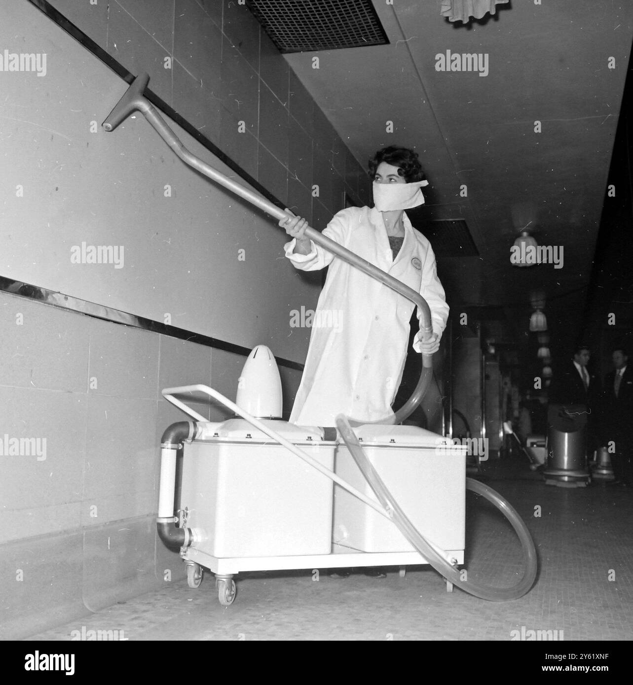 PAMELA HATCHER GIVES A VACUUM CLEANER DEMONSTRATION 2 FEBRUARY 1960 ...