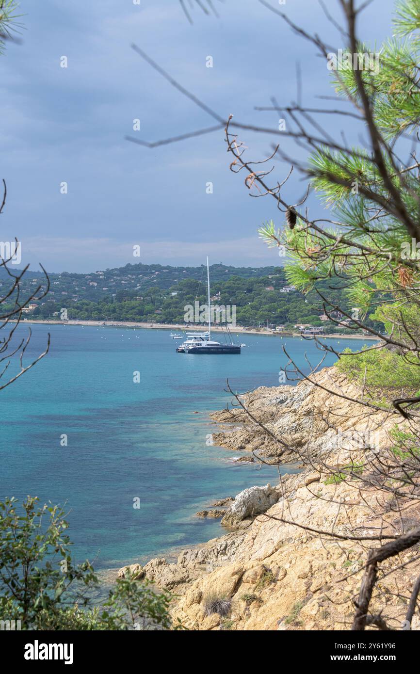 The coastal path near Gigaro beach, La Croix Valmer, Var, France Stock ...